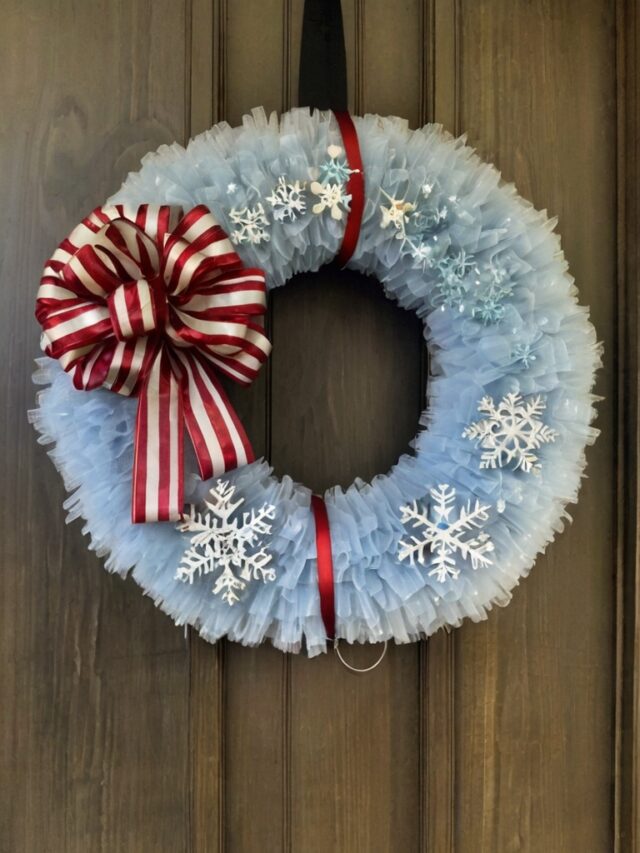 15+ Christmas Tulle Wreath Ideas: How to Create the Perfect Holiday ...