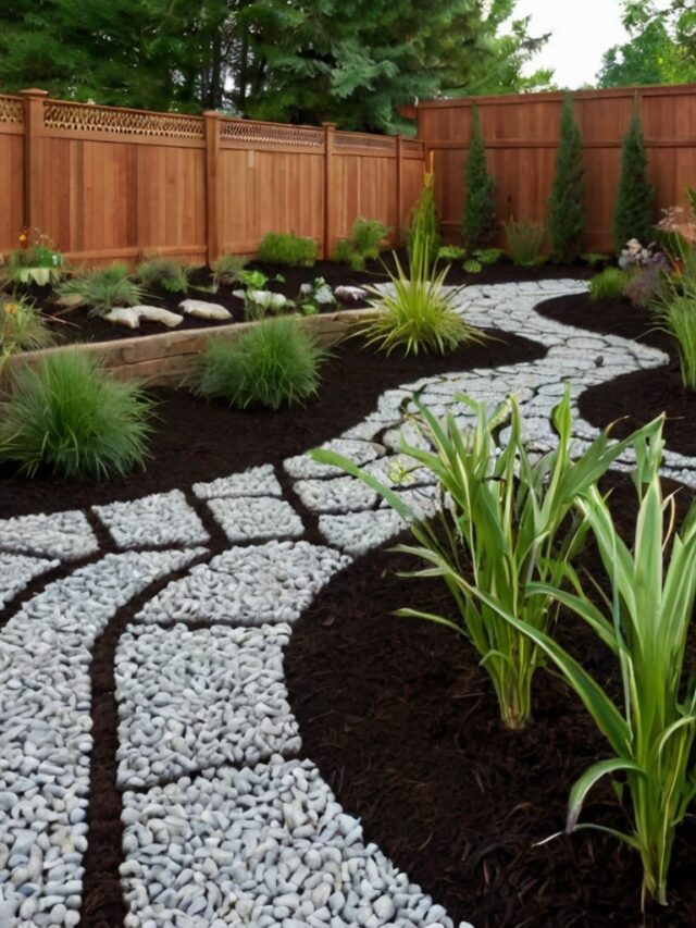 16 Top Trending Mulch Landscaping Ideas - Homezillo